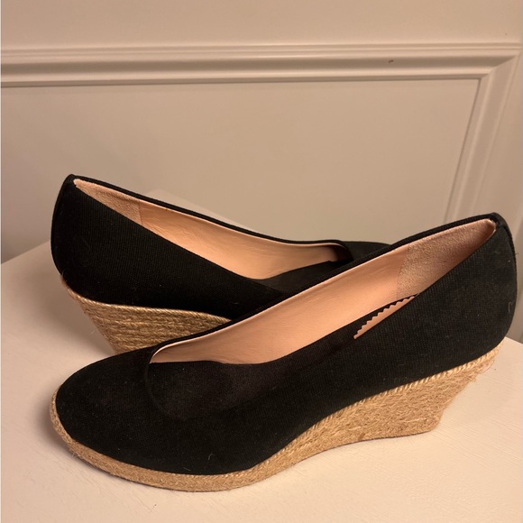 J. Crew | Shoes | J Crew Seville Wedge Espadrille Wedge A Stylish ...